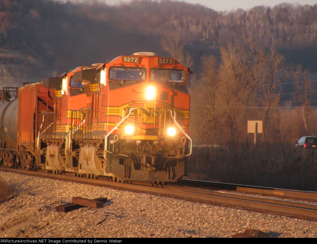 BNSF 5272 BNSF Aurora Sub.